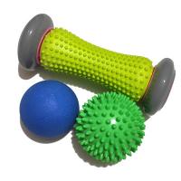 China Plastic Foot Roller Massage Ball Set 2 Spiky Balls for Plantar Fasciitis Relief for sale