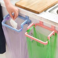 China Plastic Kitchen Door Back Trash Bin Rack 18.5cm Portable Garbage Bag Holder for sale