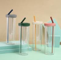 China OEM 700ml Plastic Espresso Cups With Straw And Lid for sale