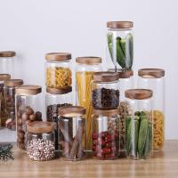 China 700ml 1000ml 1300ml Borosilicate Glass Food Storage Container with Airtight Wooden Lid for sale