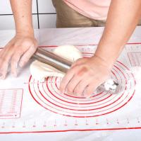 China Food Grade Silicone Pastry Mat Non Stick Baking Mat 40x60cm with Measurements Dough Rolling Mat for sale