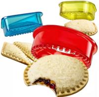 China Kitchen Tools Cake Maker DIY Cookie Lunch Sandwich Cutter And Sealer for sale