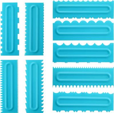 China Plastic Cake Scrapers Set 21.8cm Sawtooth Scraper Polisher Butter Cream Icing Smoother DIY Tool for sale