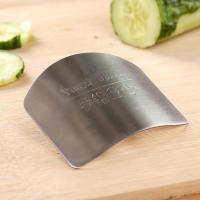 China Stainless Steel Finger Hand Protector 6.5x4.5cm Kitchen Knife Safety Guard for sale