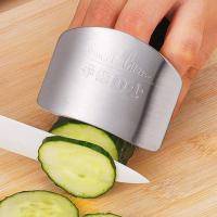 China Stainless Steel Finger Hand Protector 6.5x4.5cm Kitchen Knife Safety Guard for sale