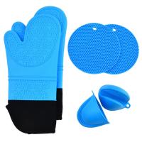 China Heat Resistant Silicone Oven Mitts Pot Holders Sets For Baking for sale