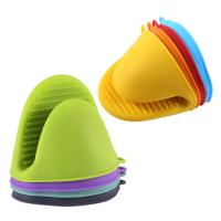 China Food Grade Silicone Oven Mitts Heat Resistant 446F Pinch Potholder for Baking BBQ for sale