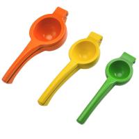 China Manual Lemon Citrus Fruit Squeezer Juicer Lime Press Metal Kitchen Tool for sale