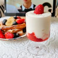 China Bulk Transparent Glass Cups 250ml for Beer Juice Ice Cream Dessert Kitchen Supplies for sale