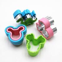 China 4pcs Stainless Steel Sandwich Cutter Set 2x2x4 Inches Flower Dinos Circle Mickey Mold for sale