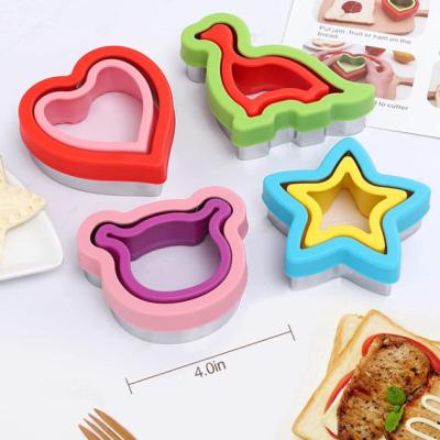 China 4pcs Stainless Steel Sandwich Cutter Set 2x2x4 Inches Flower Dinos Circle Mickey Mold for sale