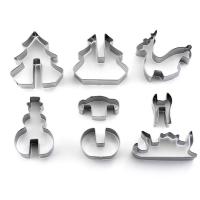 China Stainless Steel Christmas Cookie Cutter Set 18 Pieces 3D Biscuit Mold DIY Baking Tool for sale