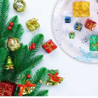 China Xmas Tree Foil Mini Gift Box Ornaments Hanging Decorations for sale