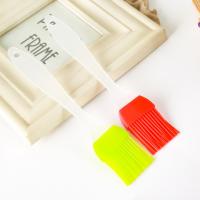 China Food Grade Silicone BBQ Pastry Brush Heat Resistant 250C Basting Brush for Grilling Baking for sale