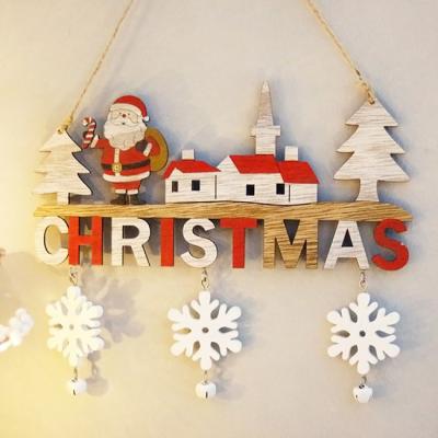 China Wooden Christmas Door Hanging Decor Santa Snowman Elk 19x22 cm for Home Restaurant Holiday Party for sale