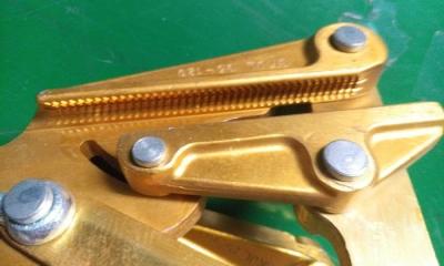 China 10KN Basic Construction Tools Insulated Conductor Gripper SKJL Come Along Clamp for sale