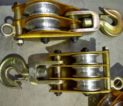 China 2 Ton Aluminum Sheave Hosting Tackle / Aluminum Wheel Snatch Block 2.9KG for sale