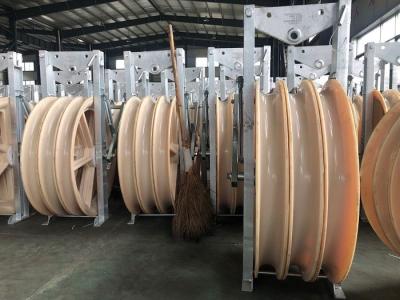China 916 Mm Large Diameter Wheels Sheaves Bundled Wire Conductor Pulley Stringing Block for sale