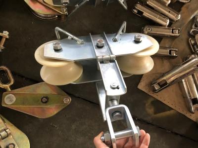 China Nylon Sheave Galvanized Front And Rear Wheels Tandem Sheave Stringing Block for sale