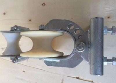 China Pulley Cable Block Galvanized Crossarm Mounted Skyward Three Purpose String Block for sale