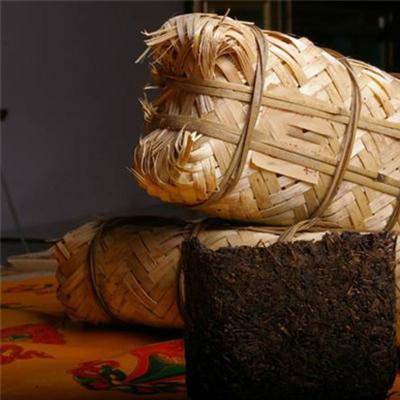 China Gift Package Black Tea Brick Pollution - Free Contains Rich Nutrients for sale