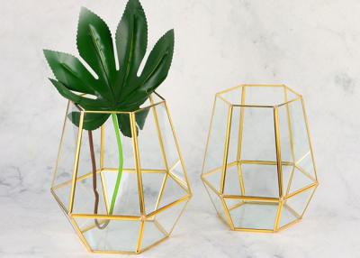 China Hexagonal glass artifact bottle greenhouse Nordic gold copper lamp strip glass candle holder hexagonal decorete for sale