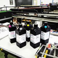 China Fast Drying UV Ink Suitable for High Speed Printing Lines Reducing Production Time and Increasing Throughput Efficiency for sale