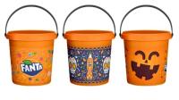 China Food Grade Plastic Candy Buckets 1-5 Gallon Capacity with Lids and Handles for Halloween Storage for sale
