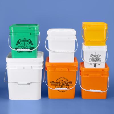 China 20Kg Plastic Square Shape Juice Bucket With Tap for Beverage Packaging for sale