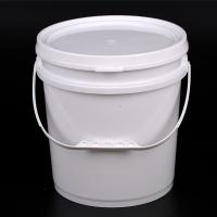 China Reusable Unbreakable 5kg White Round Plastic Fish Bucket with Lid and Handle for sale