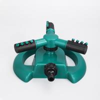 China Automatic Watering Grass Lawn 3 Arms Nozzles Garden Sprinkler with Female Connection for sale