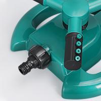 China Automatic Watering Grass Lawn 3 Arms Nozzles Garden Sprinkler with Female Connection for sale