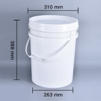 China Round 20L PP 5 Gallon Food Grade Plastic Paint Bucket With Lids And Handle Pail in Red for sale