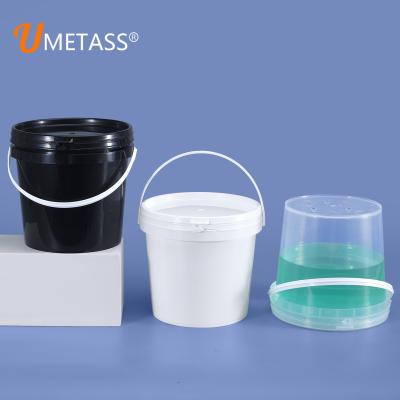 China Custom Label Printing 2L Food Grade PP Round Bucket with Handle and Leakproof Lid for sale