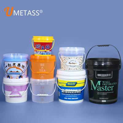China Food Grade Plastic Buckets With Lids Silk Screen Heat Transfer Printing Capacity 1-26L for sale