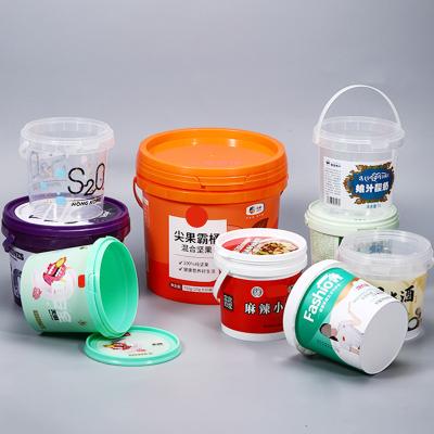 China Sample Supplied Food Grade IML Customized PP Plastic Ice Cream Bucket With Lid Handle for sale