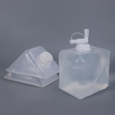 China Eco-Friendly 2L Collapsible Water Container with Faucet Lid - Food-Grade Plastic Storage Can for sale