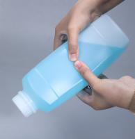 China Long Lasting 500ML Square Plastic Bottle Easy Filling And Pouring for sale