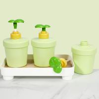 China Umetass Green Children's Plastic Shampoo Bottle With Pump Travel Shampoo And Conditioner Bottle for sale