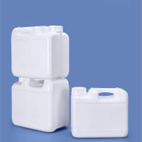 China Wholesale 3L 5L HDPE Stackable Jerry Can with Screw Cap and Foil Gasket Empty Plastic Chemical Hydrosol Storage Barrel for sale