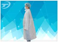 China PE Disposable Visitor Coats By Polyethylene Fabric CE Certificated for sale