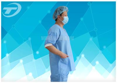 China Disposable SMS Non Woven Scrub Suit Patient Gown 45gsm CE ISO for sale