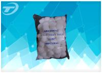 China 100% Pure Cotton Dental Cotton Wool Balls 0.5g 2cm Absorbent Blood Surgical for sale