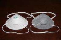 China disposable non woven N95 mask  with or without valve for sale