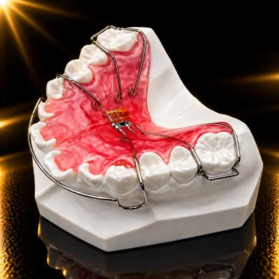 China Orthodontic Expande | Screw Removable Expansion Plate With Stainless Steel Acrylic Materials for sale