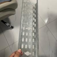 China Aluminum Alloy Metallic Perforated Cable Tray 100mm Fully Enclosed for sale