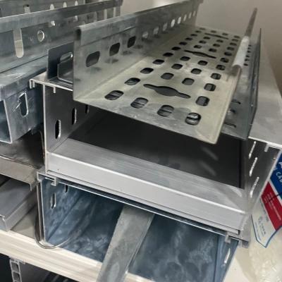 China 8 Inch Perforated Types Kabel Tray Stainless Steel Medium Or Heavy Duty for sale