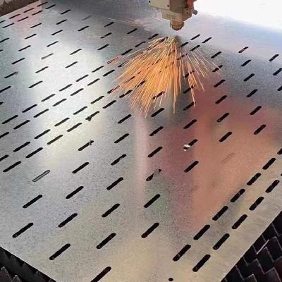 China HDG Perforated Cable Tray 200mm Lightweight Design for sale