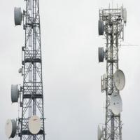 China 4 Leg Angle Steel Iron Self Supporting Telecom Lattice Tower & Internet ISP Wireless 5G Antenna Tower  for sale