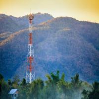 China 4 Leg Angle Steel Iron Self Supporting Telecom Lattice Tower & Internet ISP Wireless 5G Antenna Tower  for sale